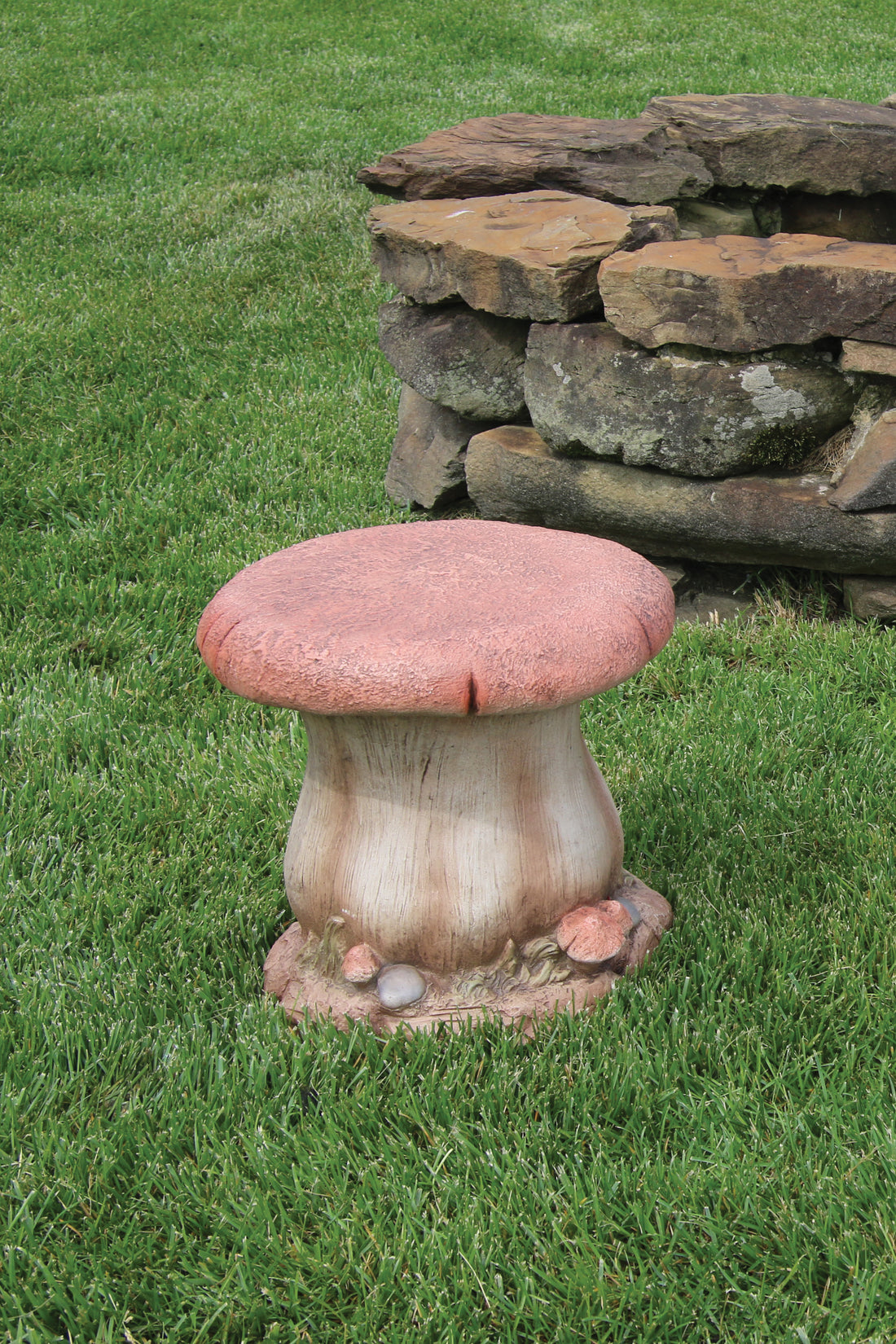 14" Mushroom Seat – Massarelli Lawn Ornaments